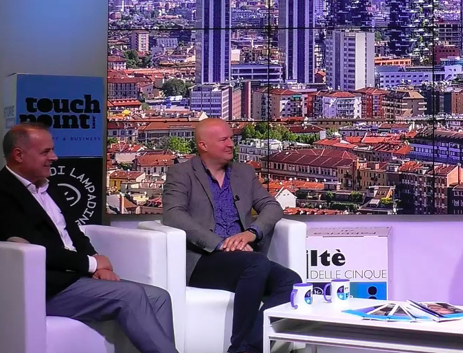 Il Tè delle cinque: “Nel camerino virtuale”. Ospiti: Giuliano e ...